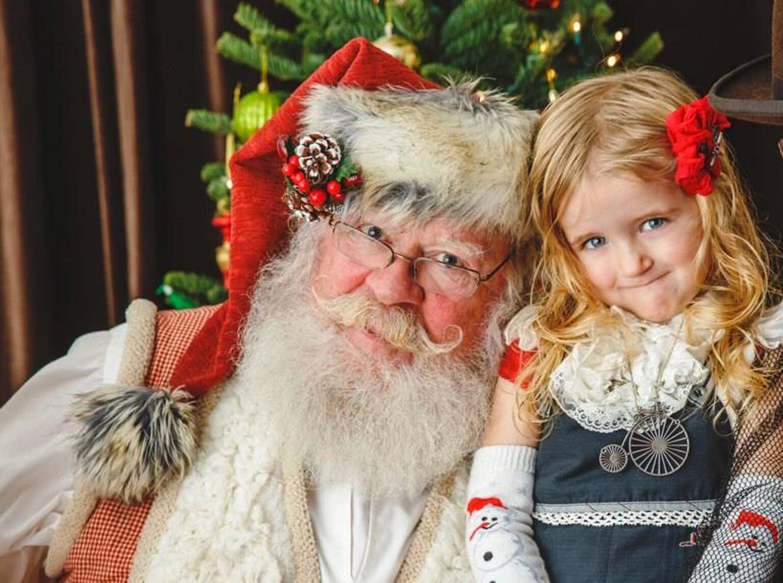 WSMAG.NET | A Visit with Santa | Featured, People & Places | December ...