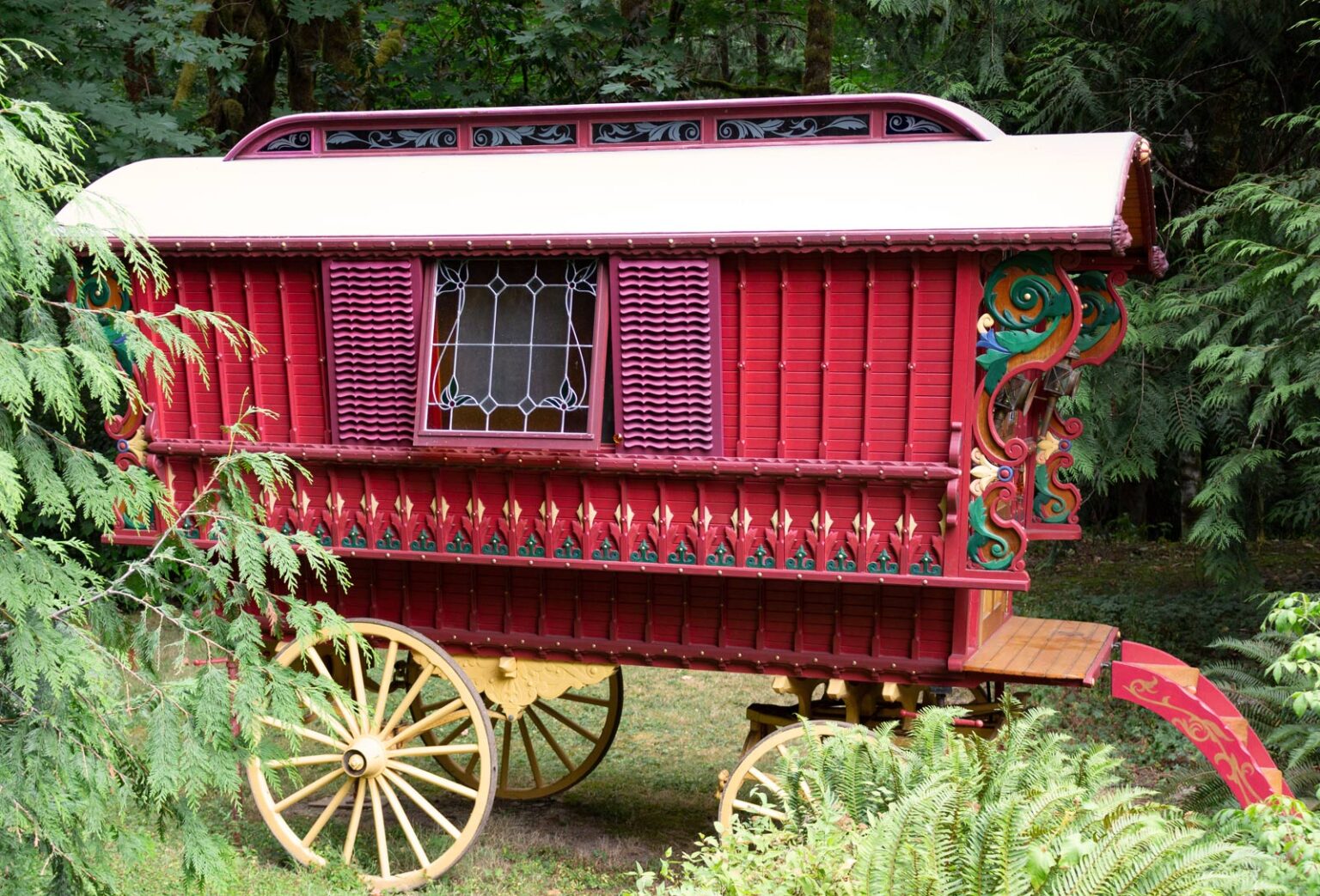 WSMAG.NET | Artful Collaboration — Building a Gypsy Wagon | Featured ...